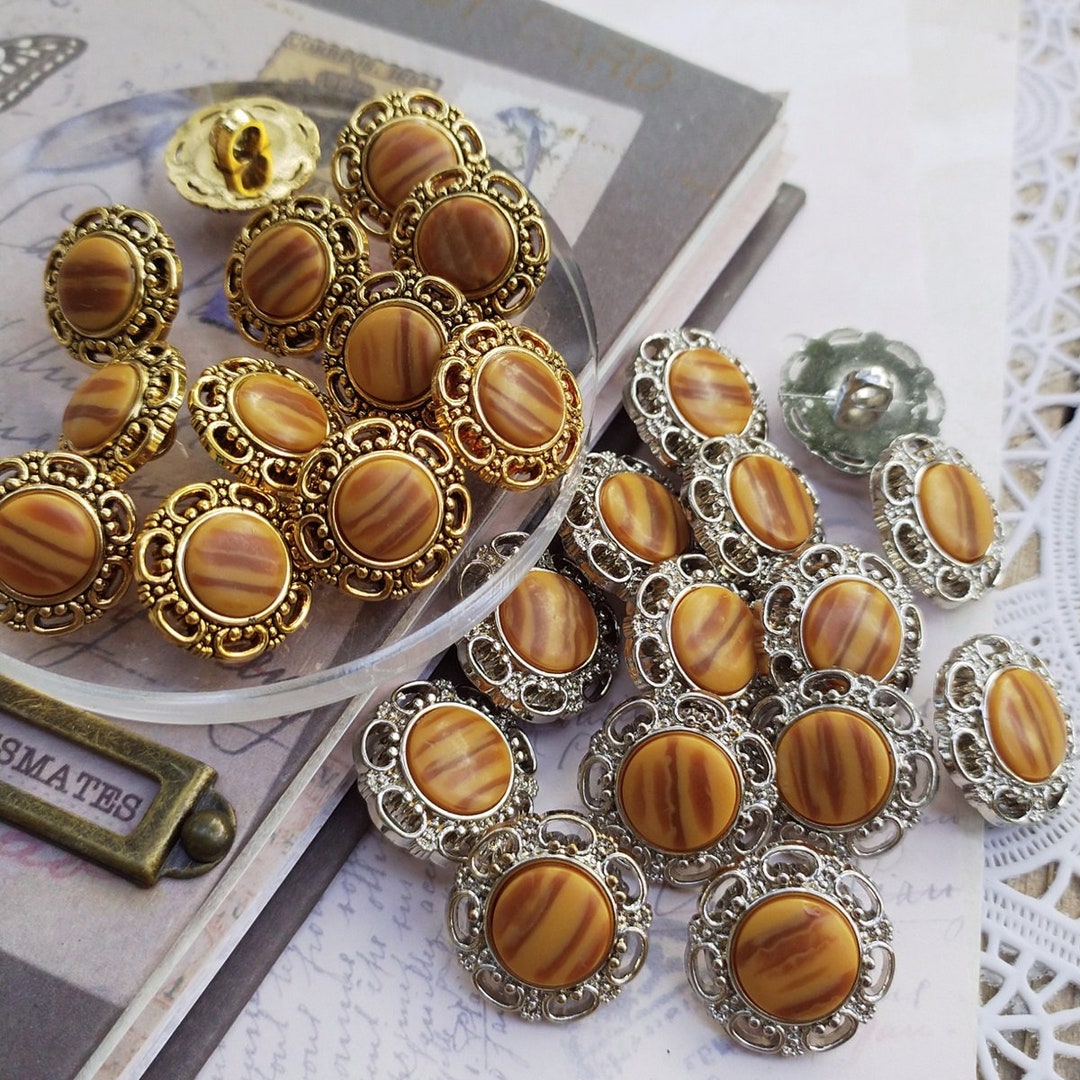 Wood Grain Flower Buttons, 18mm(28l) Gold / 21mm(34l) Silver, Materials ...