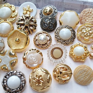 High Quality Mixed Flower Design Buttons Theme Packs,15mm~30mm All ...
