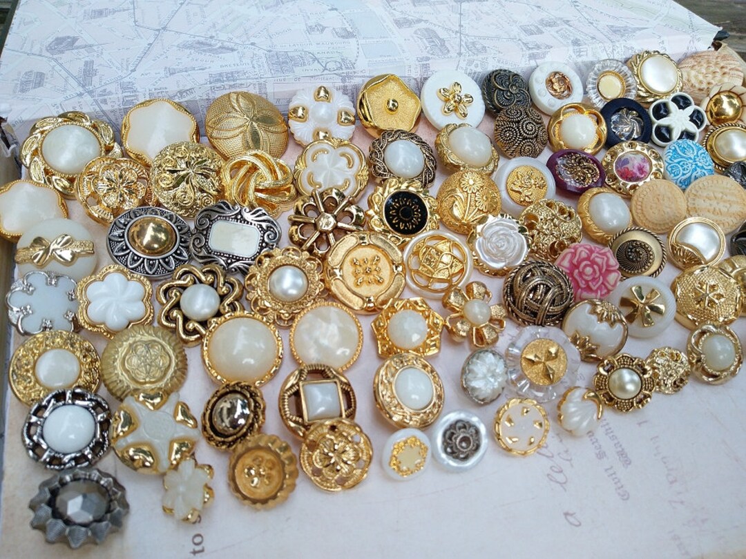 High Quality Mixed Flower Design Buttons Theme Packs,15mm~30mm All ...