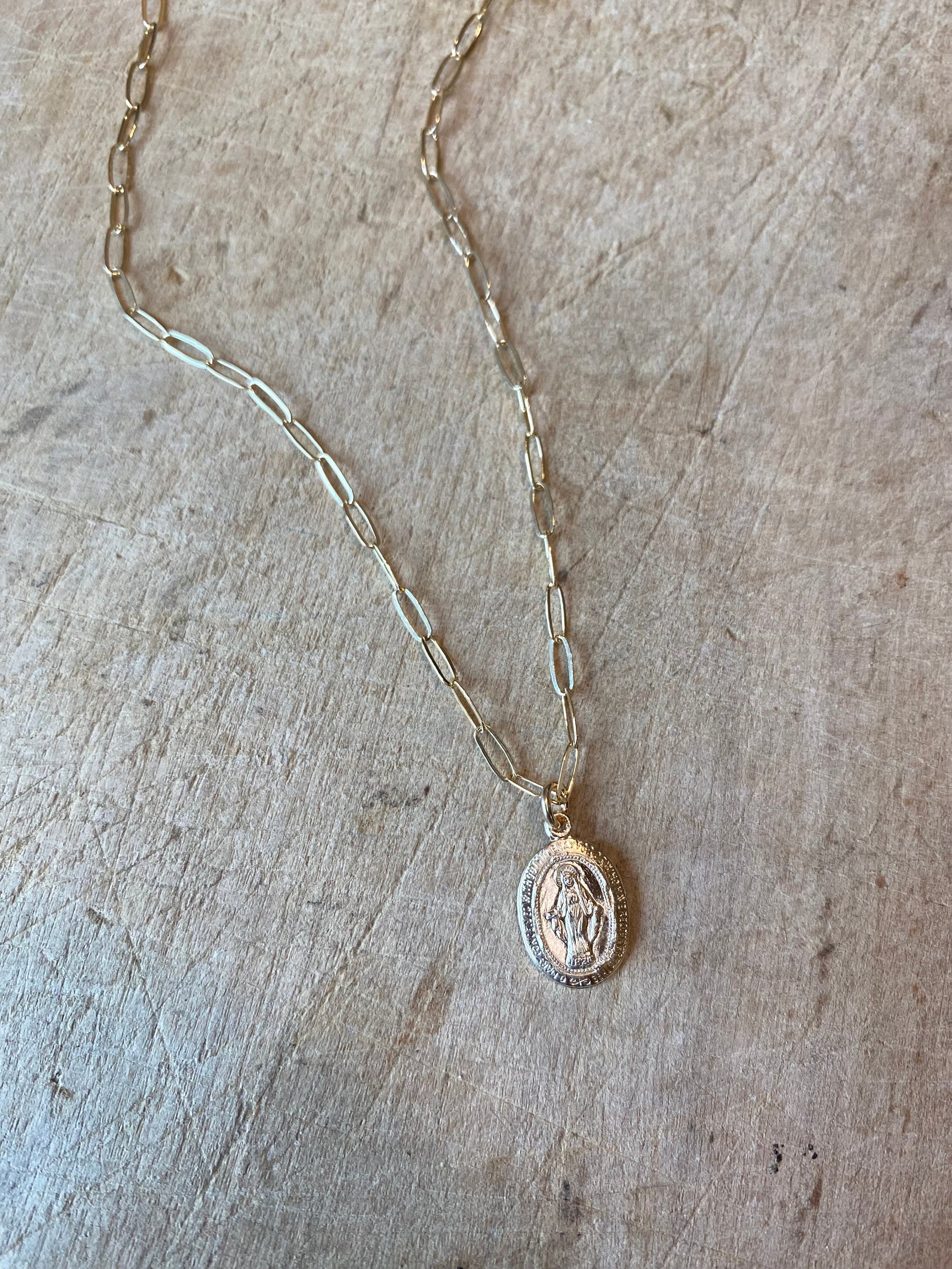 Miraculous Mary Gold Necklace Classic Flat Chain, Paperclip Chain ...