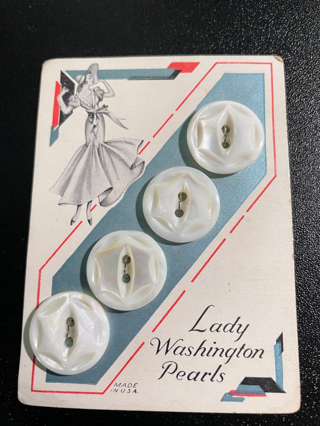 1930s Lady Washington Buttons on a Card Size Unknown/white - Etsy