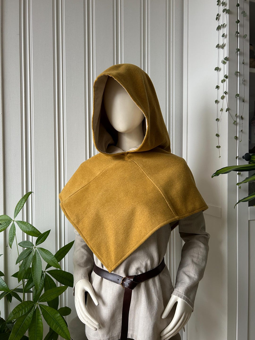 Yellow/curcuma Skjoldehamn – Viking Woolen Hood, LINED, LARP, Viking ...