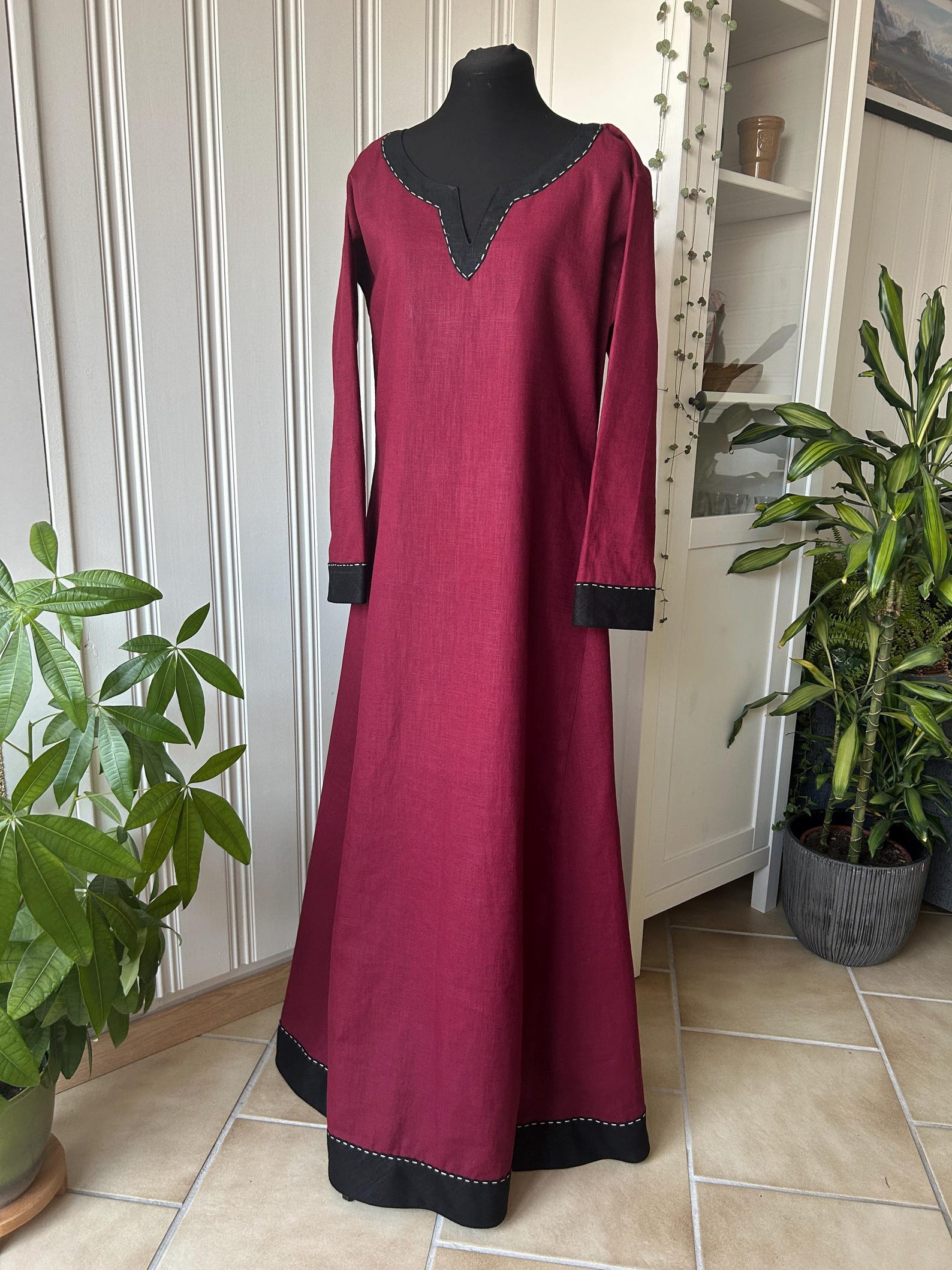 Hand Embroidered Viking Linen Dress: Dark Red & Black Norse Kirtle - Etsy