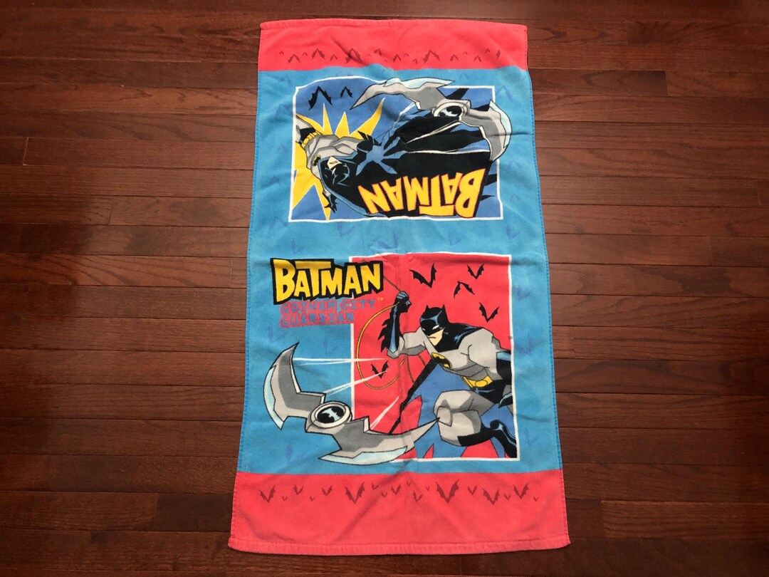 2005 Batman Bath Towel Blue Pink Gotham City Guardian DC Comics Kid's ...
