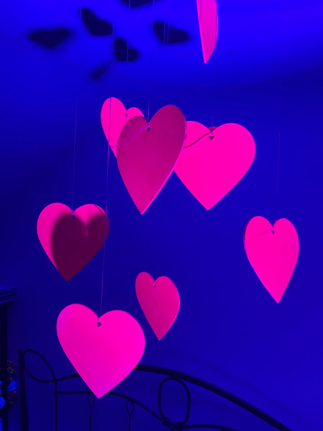 Pack of 10 UV Pink Wooden Love Hearts, Valentines Day Decorations, Pink ...