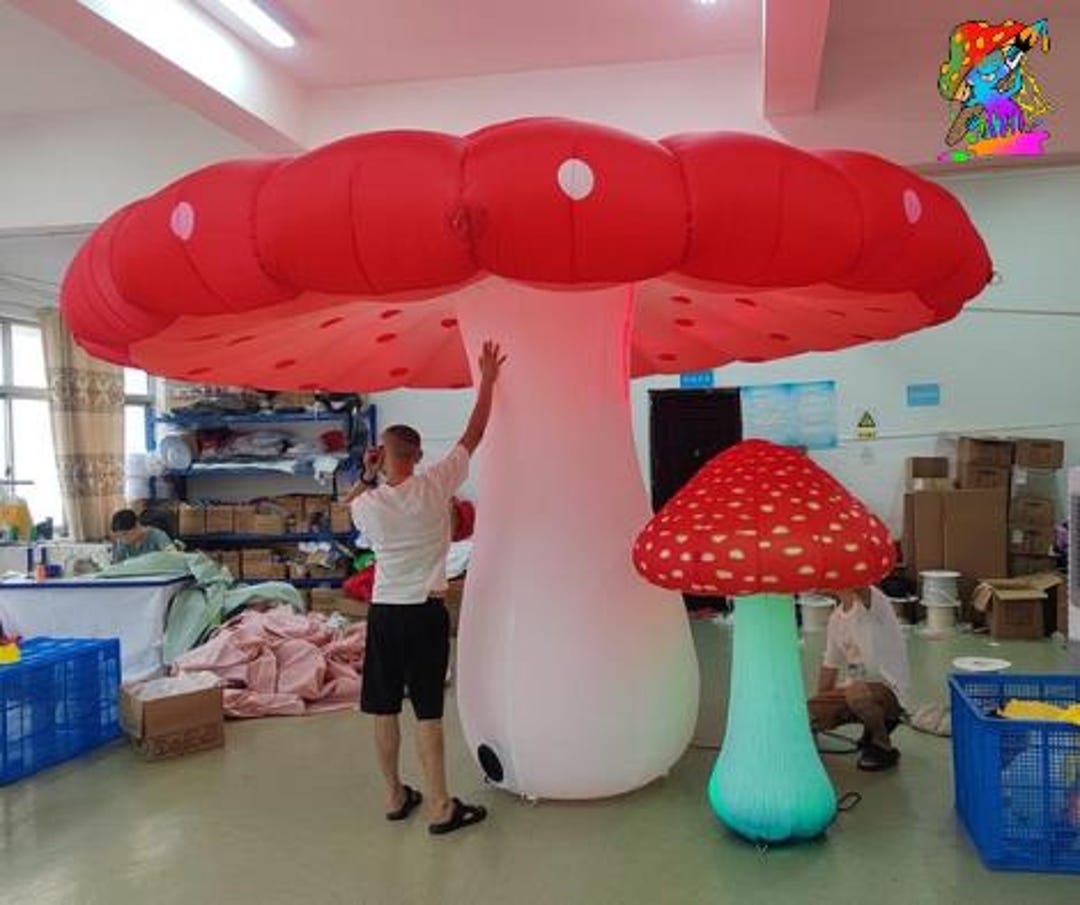 Giant LED Inflatable Mushroom Decoration, Alice in Wonderland Theme ...