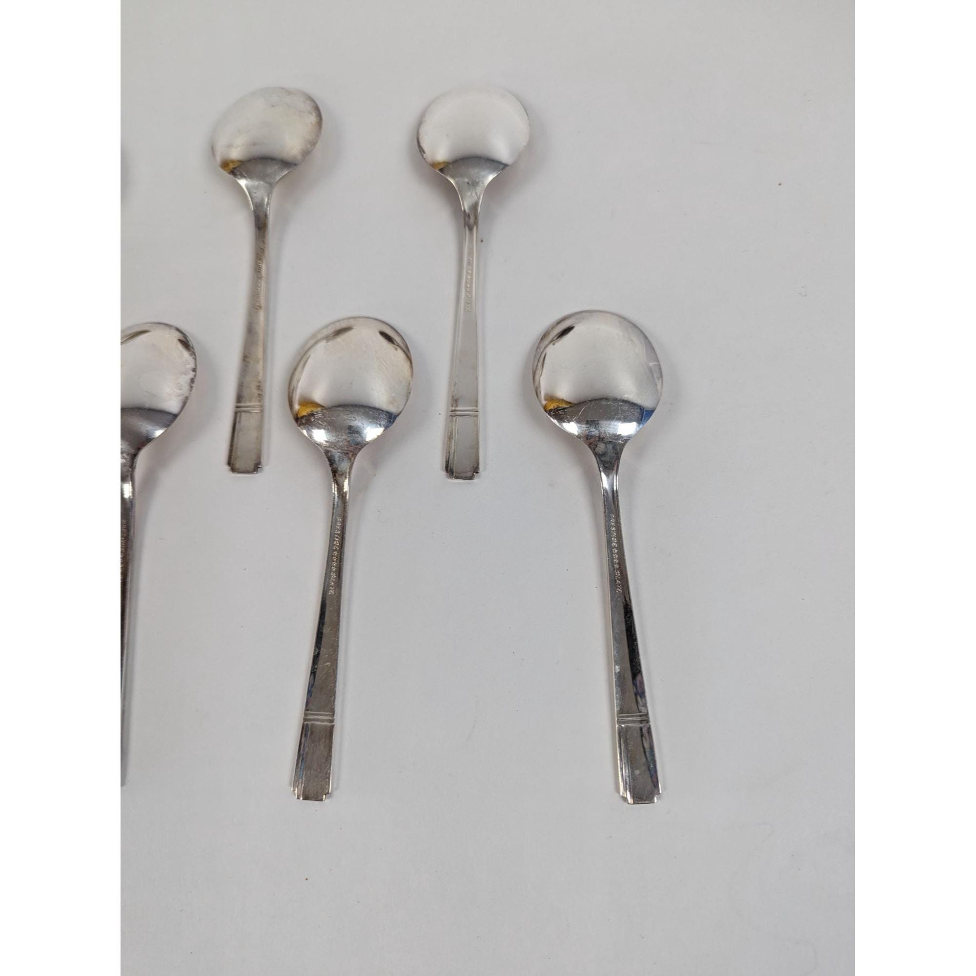 Oneida GRENOBLE Prestige Silverplate Flatware Silverware Set 8 Soup ...