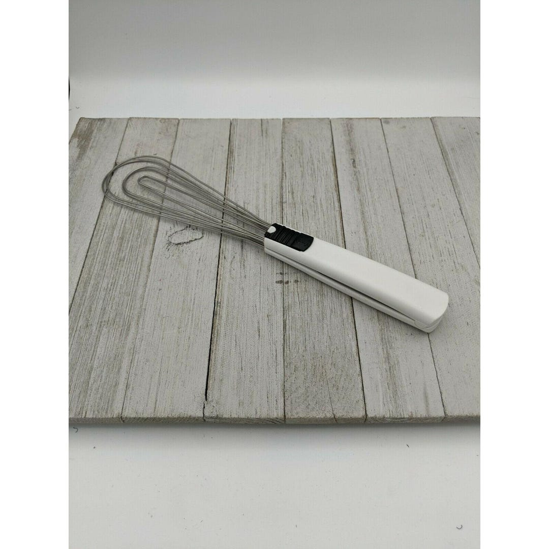 Foodie White Whisk Locking Handle Tongs 12" Kitchen Utensil Spatula ...