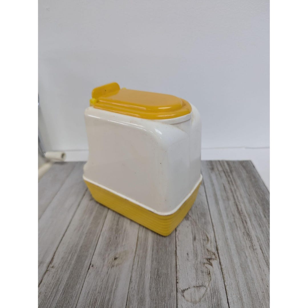Vintage Lustro-ware Yellow & White Plastic Pitcher With Lid - Etsy