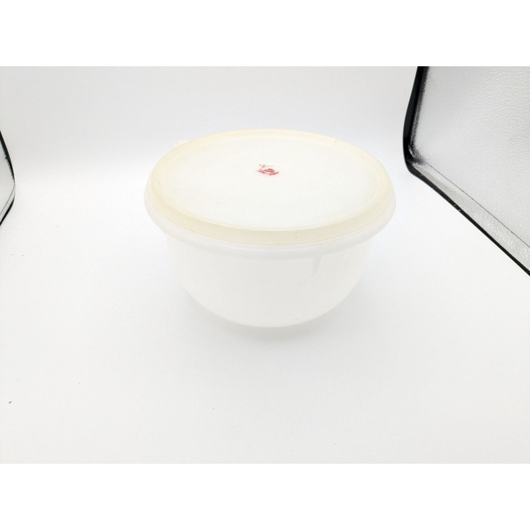 Vintage Tupperware Round Food White Container Sheer Lid 271 - Etsy