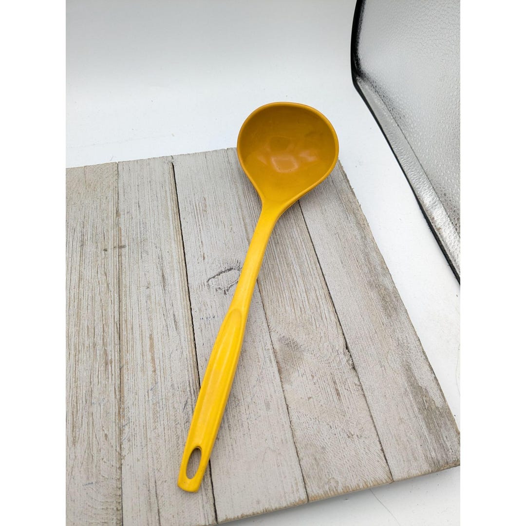 Vintage Foley 1 Golden Rod Yellow Nylon Plastic Ladle Dipper Spoon 11 1 ...