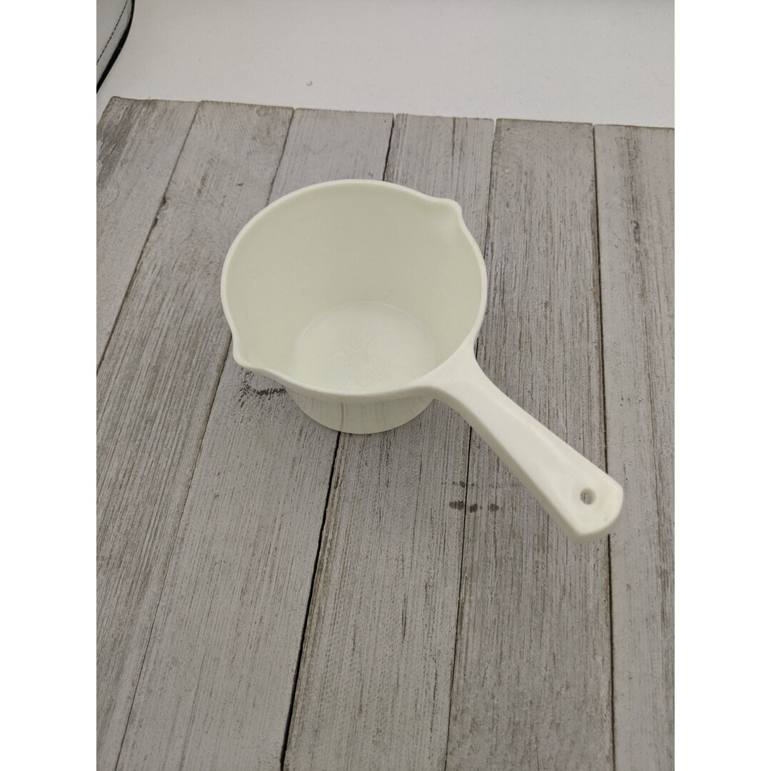 White Measuring Cup 1 Cup Plastic Nylon USA Made - Etsy