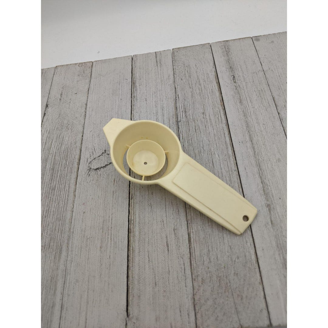 Cream Colored Hand Held Egg Separator 5 3/4" - Etsy