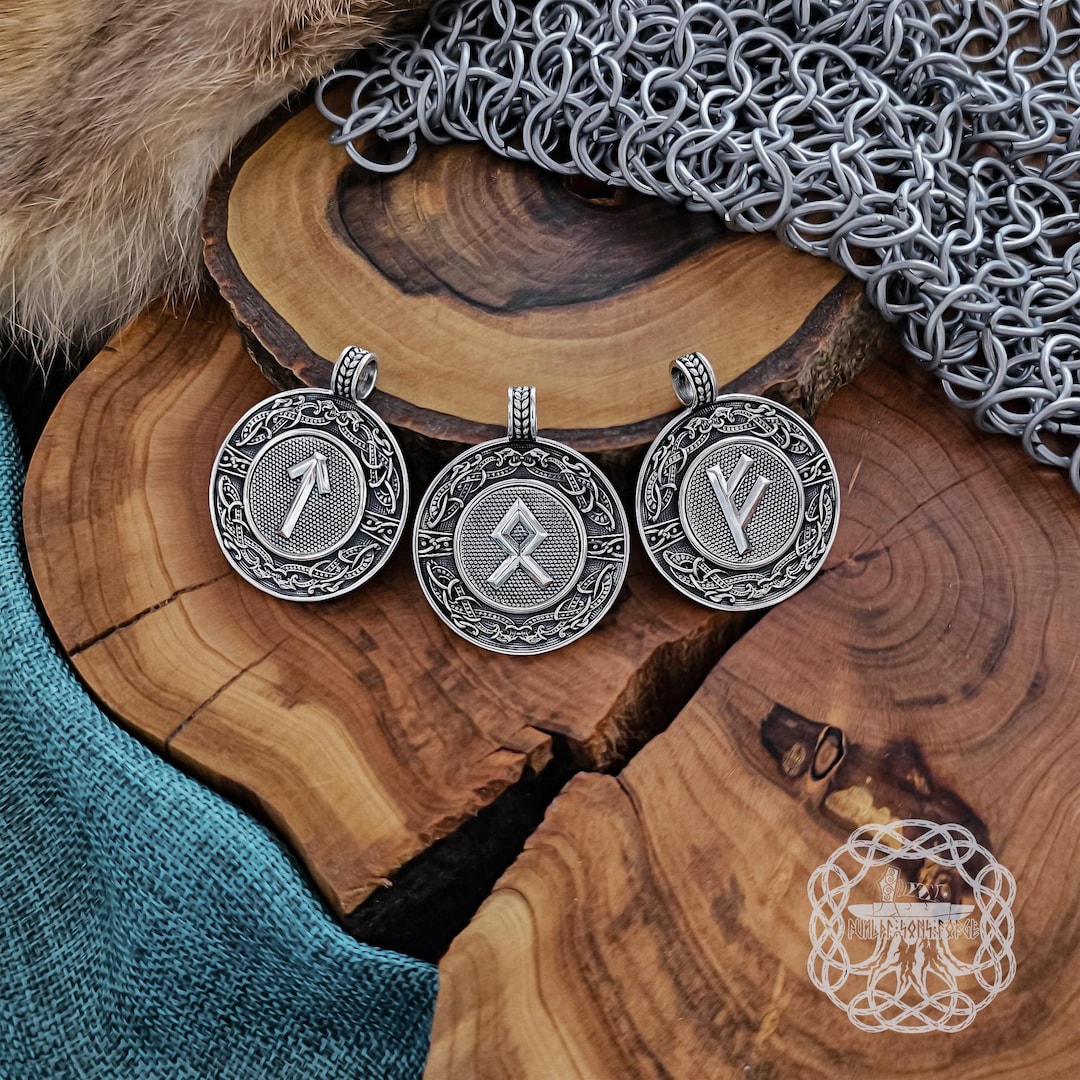 Urnes Style Viking Rune Pendant. Handmade Viking Runic Pendant ...