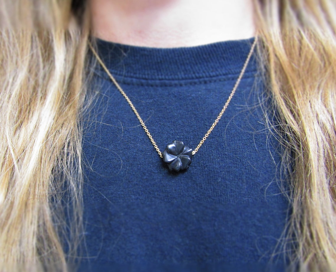 Beautiful Black Onyx Flower Necklace | Etsy