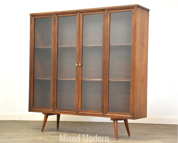 Broyhill bookcase store