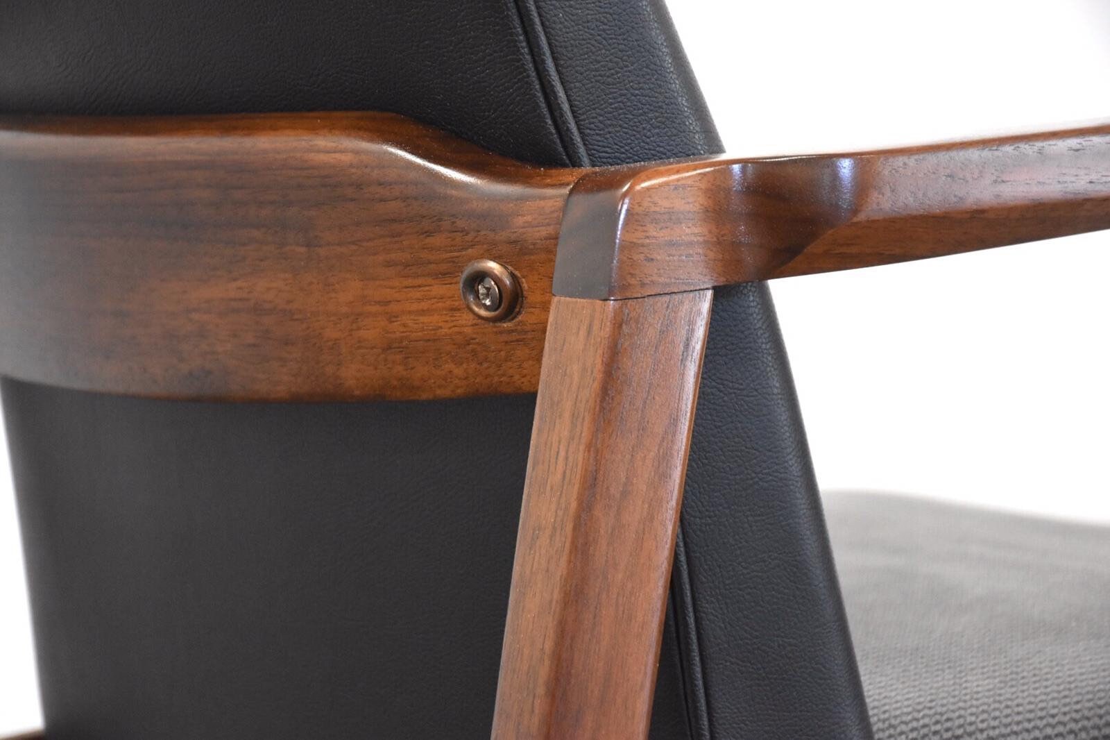 Walnut MCM Lounge Chairs a Pair - Etsy