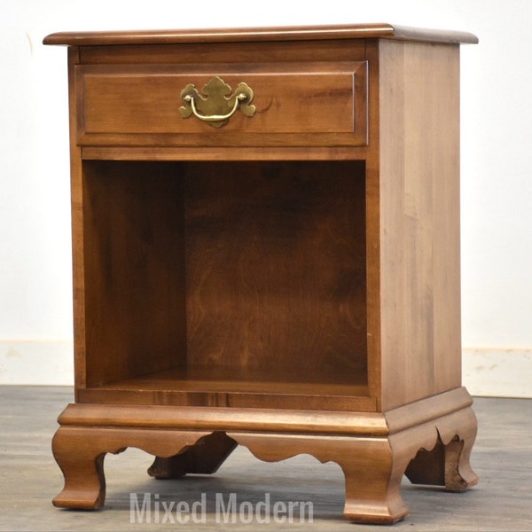 Maple Nightstand - Etsy
