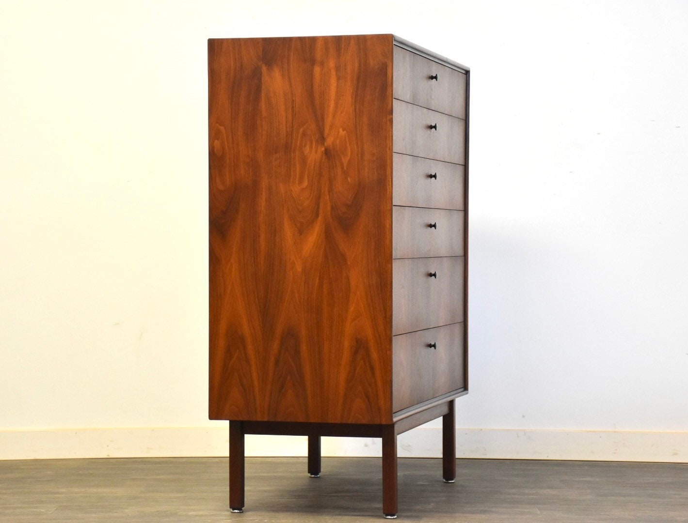 Jack Cartwright for Founders Walnut Dresser - Etsy