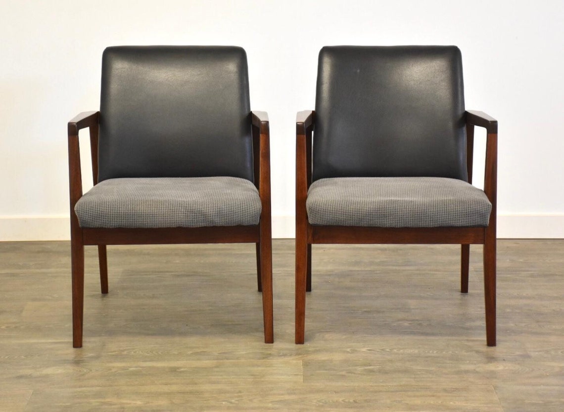 Walnut MCM Lounge Chairs a Pair | Etsy