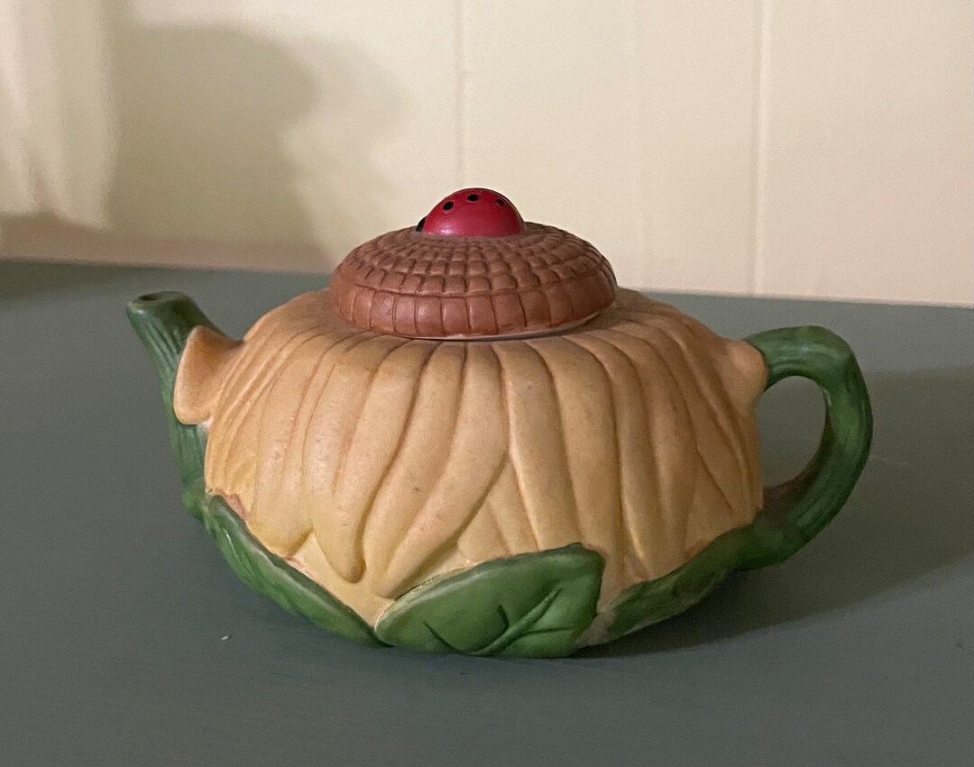 Vintage AVON 1995 Seasons Treasures Miniature Teapot Collection ...