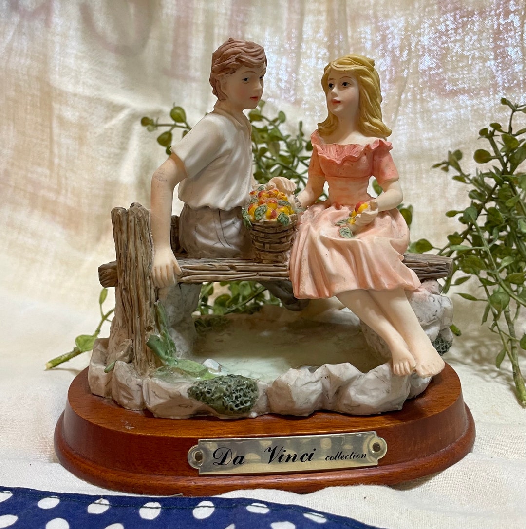 Vintage Da Vinci Collection Ceramic Couple Sitting on Bench Figurine ...