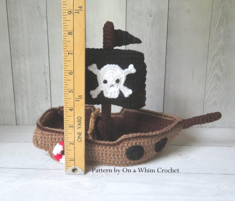 Pirate Play Set Crochet Pattern: Ship, Dolls, Animals, Accessories (PDF ...