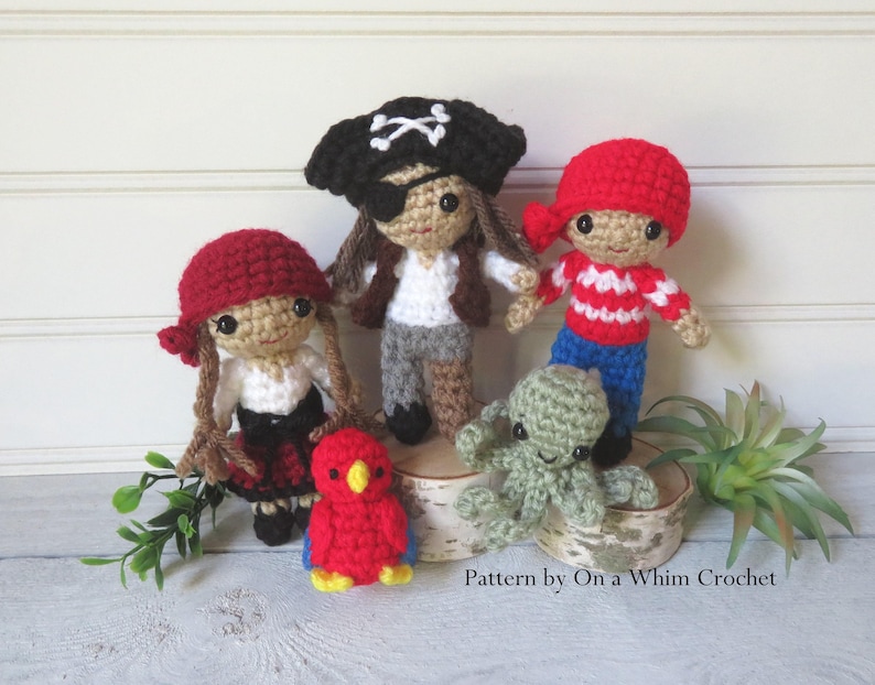 Pirate Play Set Crochet Pattern: Ship, Dolls, Animals, Accessories (PDF ...