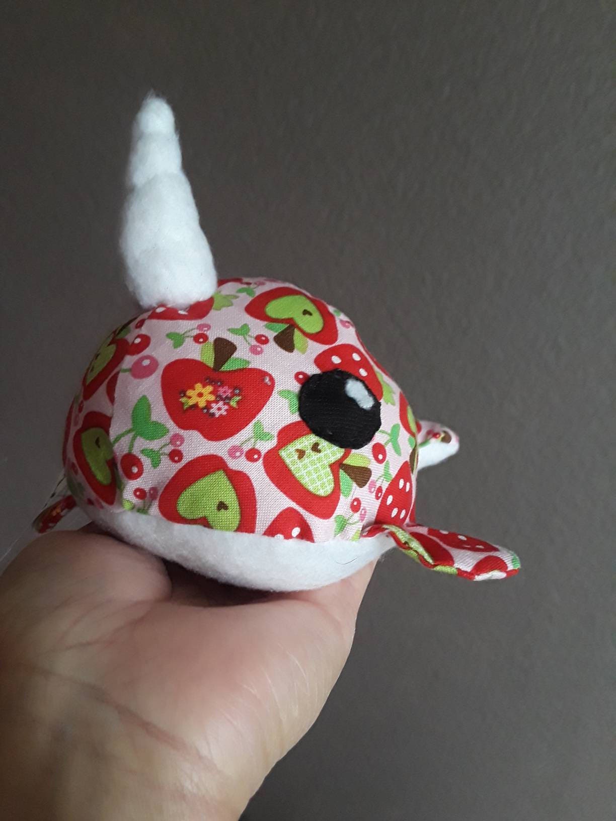 BB Bebés. Peluche de narval. Bebé de cortesía. Juguete de peluche ...