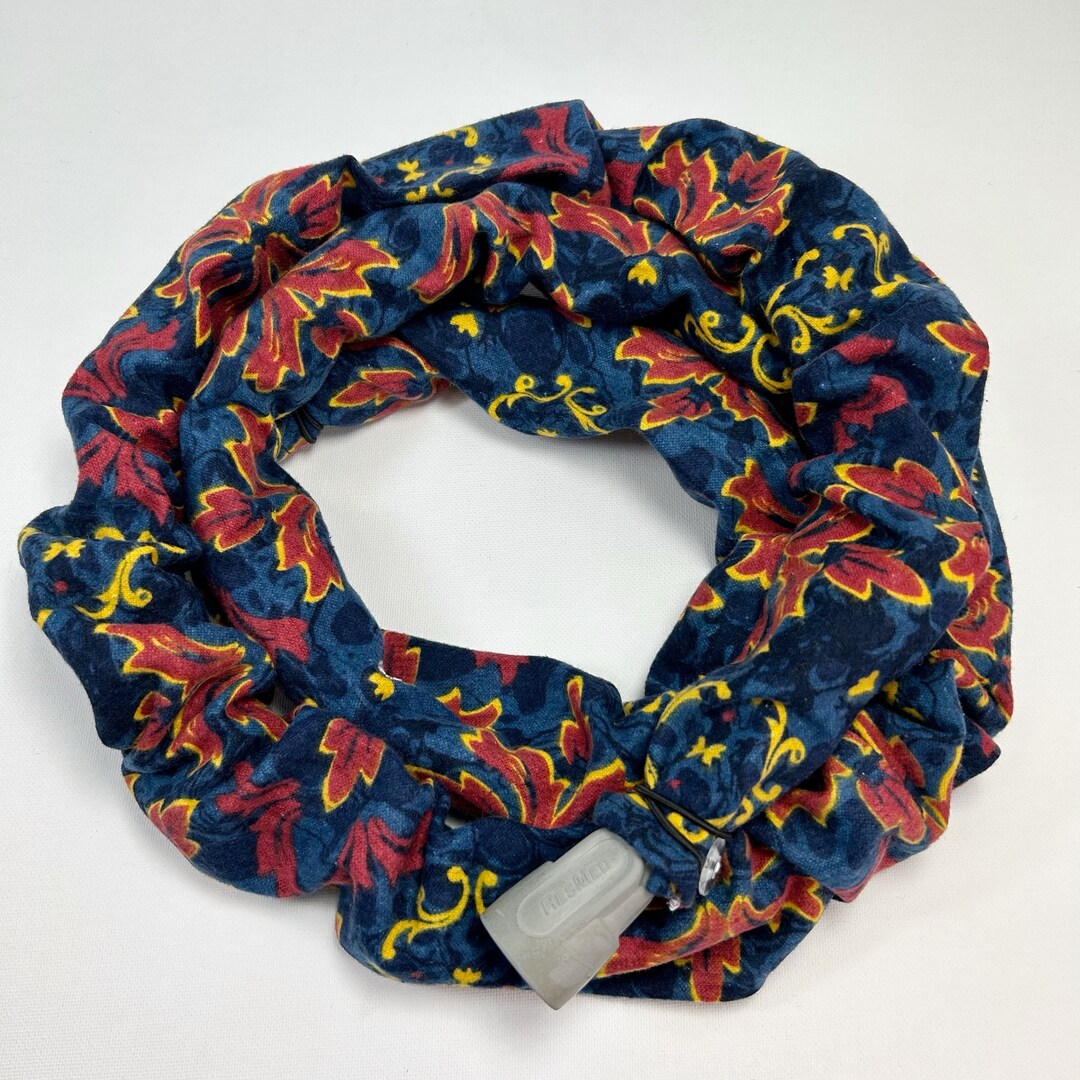 Navy Blue Leaves and Vines, CPAP Tubing Hose Cover, 6 Ft, Flannel ...