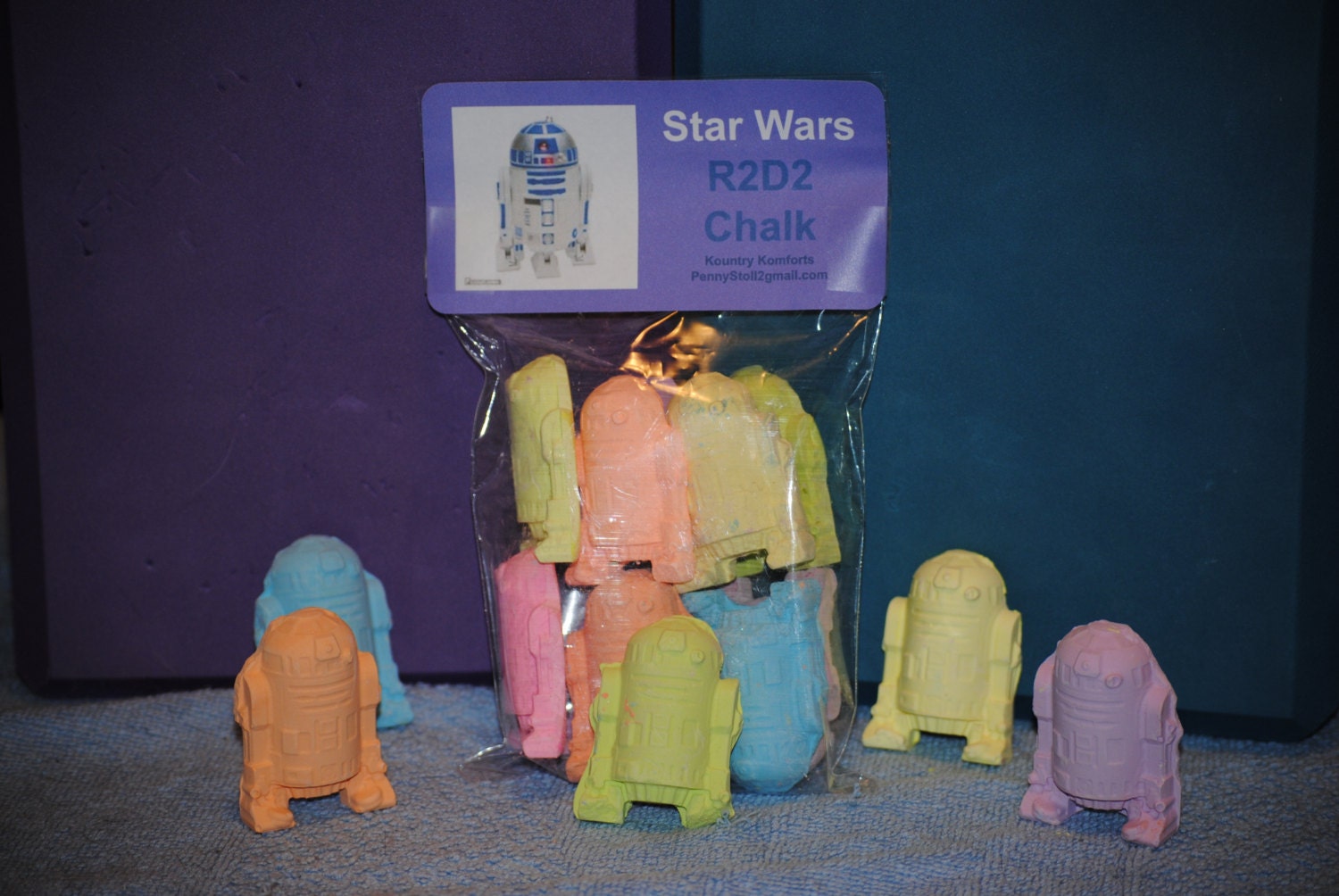 Star Wars R2D2 Likeness of the Droid Robot Sidewalk Chalk Set of 10 ...