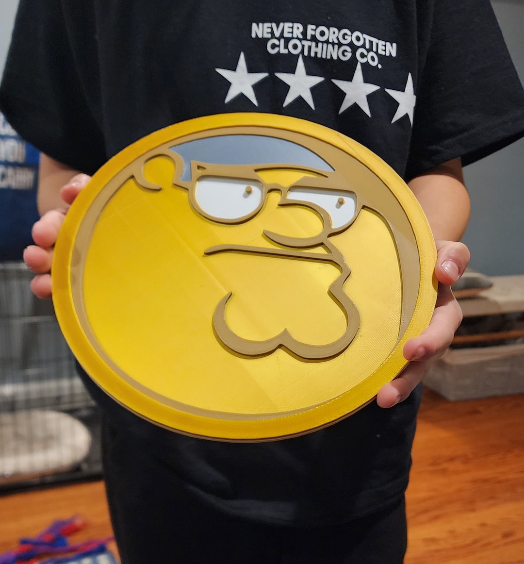 Peter Griffin 4 Color Medallion 8.7 Inch for Game Room Chap 5 Season 1 ...