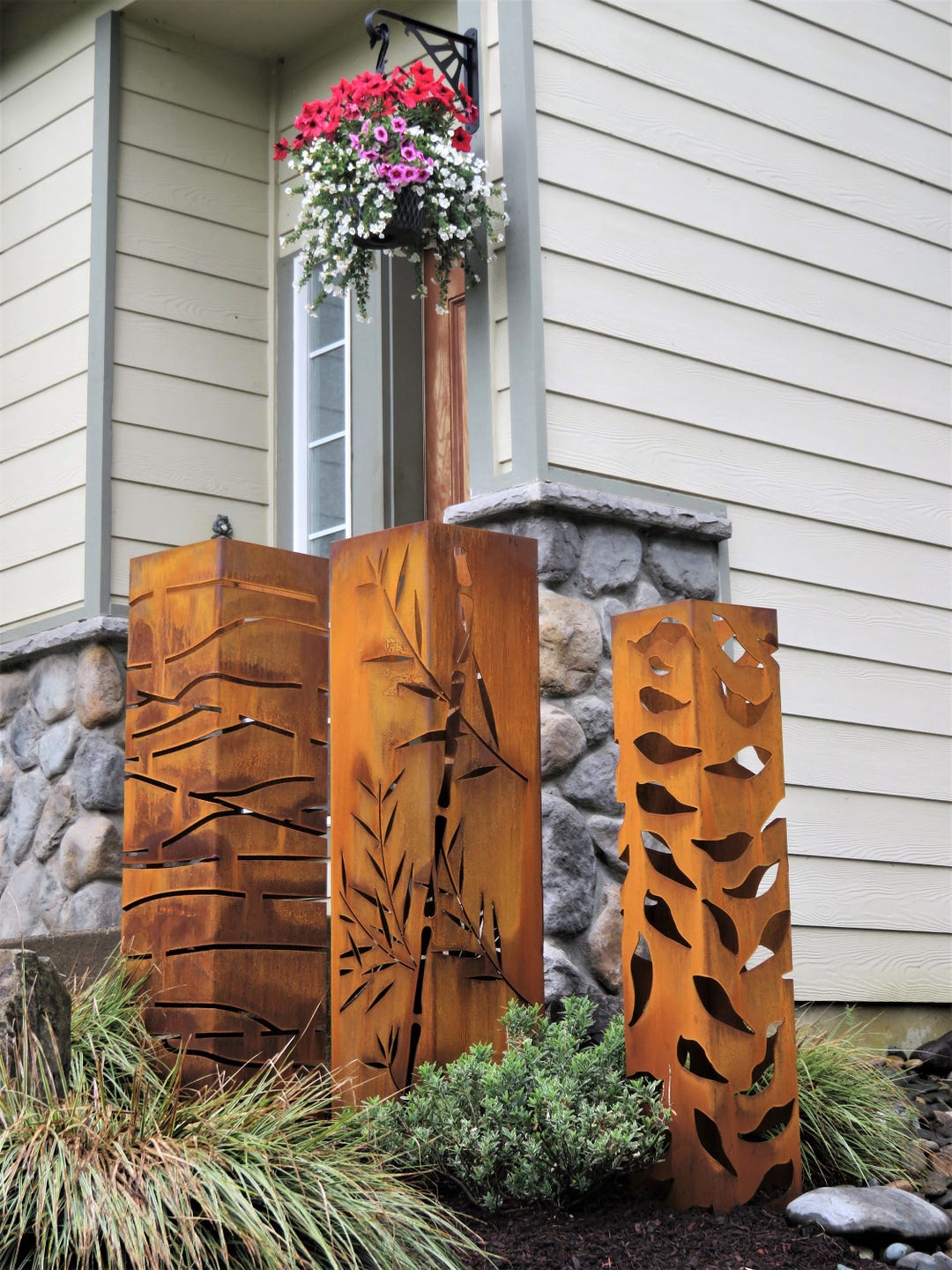 Set of 3 Garden Bollards – Assorted Designs | Steel Landscape Columns ...