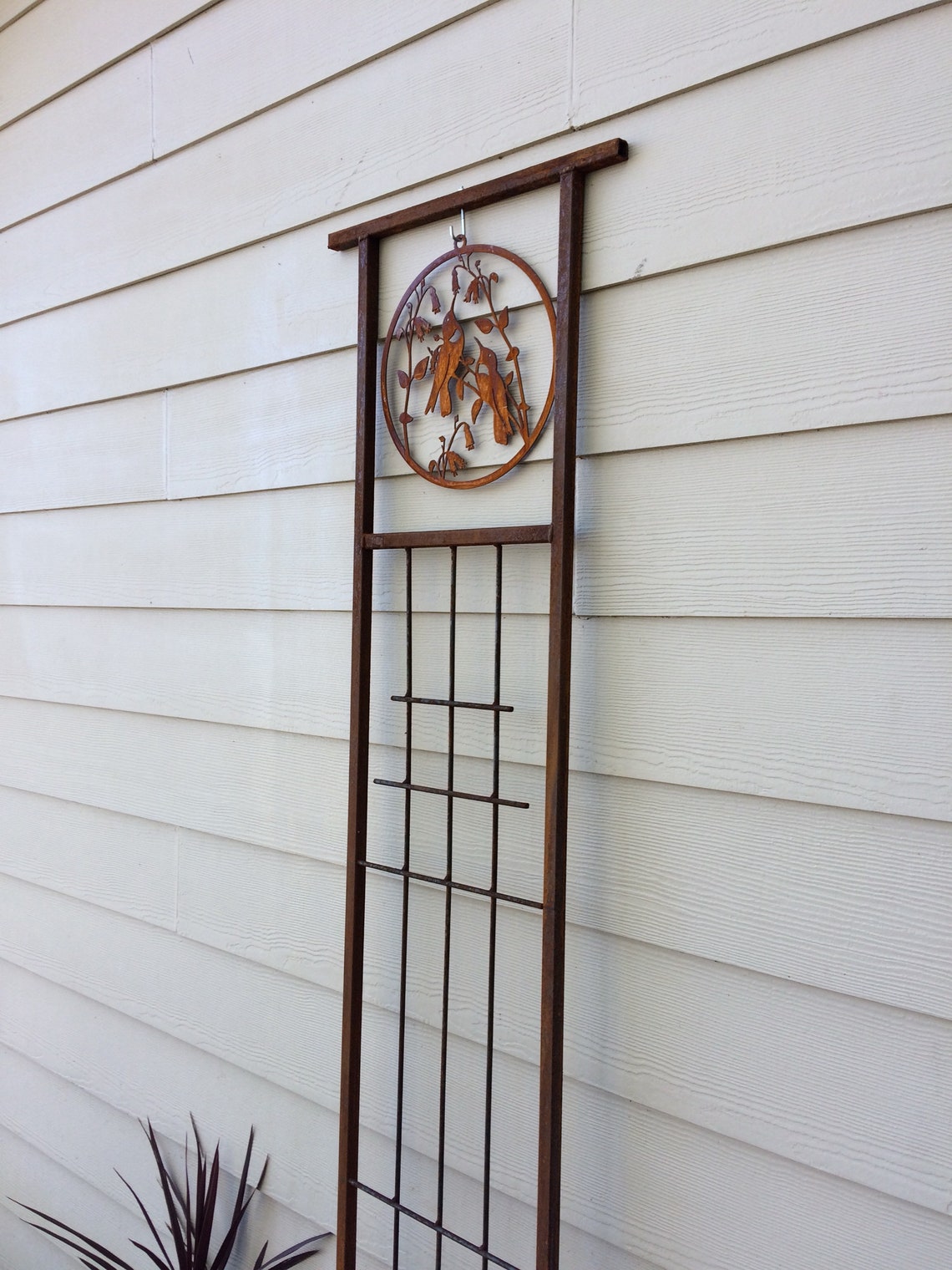 Hummingbird Garden Trellis Plant & Vines for Climbing - Etsy