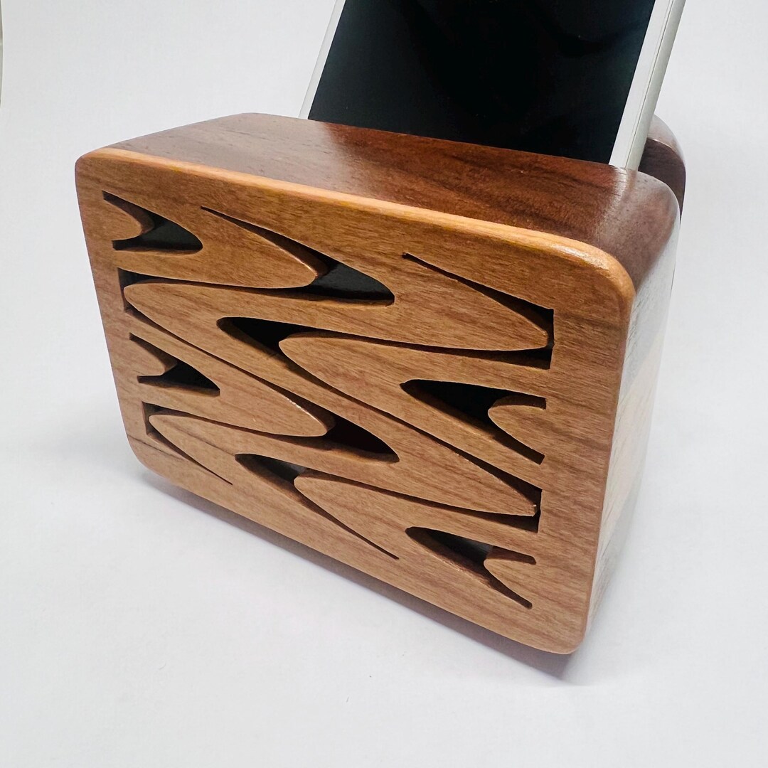 Handcrafted Walnut & Cherry Phone Amplifier With Stretched Wave Design ...