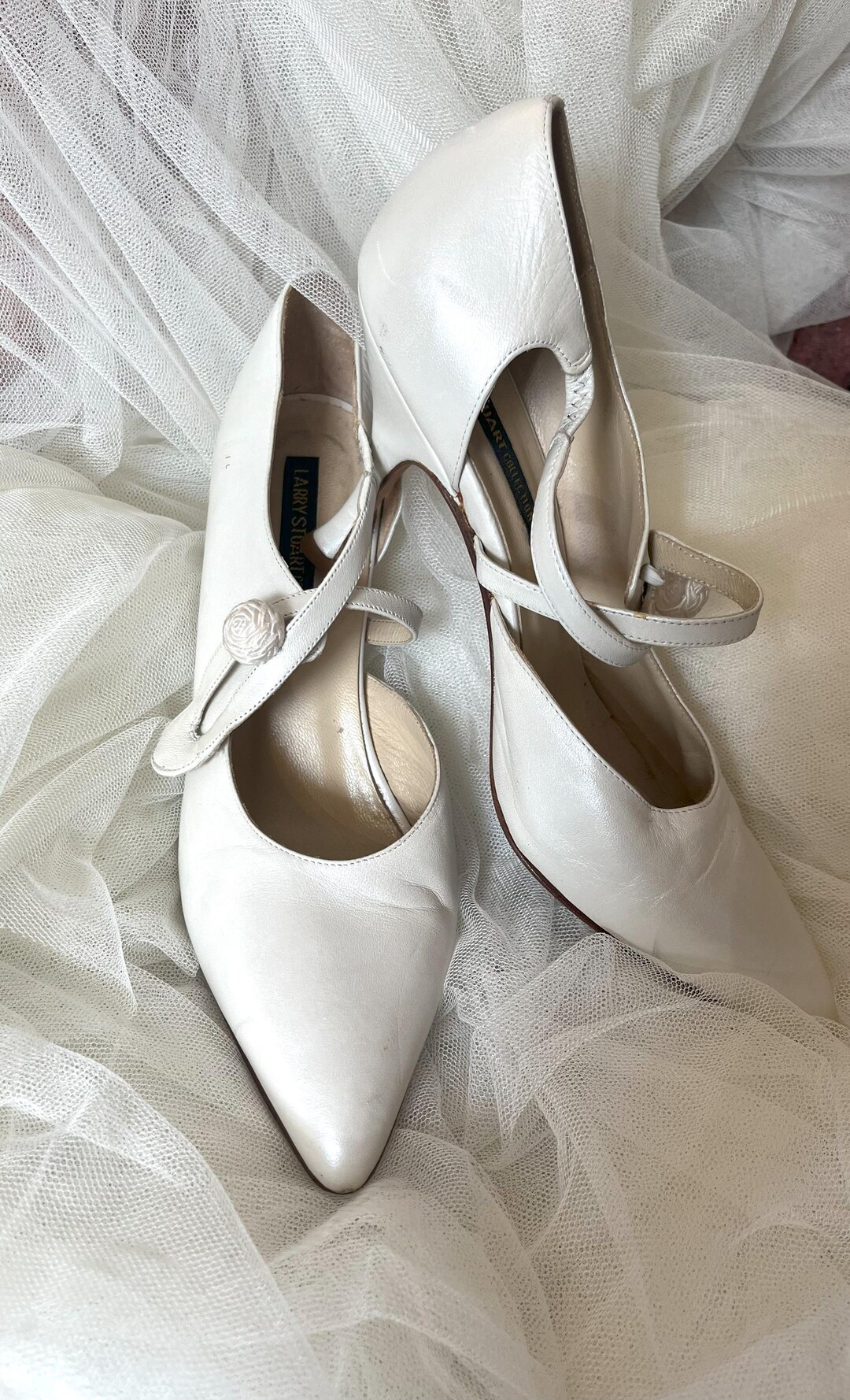 Vintage Larry Stuart Collection Ivory Pearl Leather High Heel Pumps. 6 ...