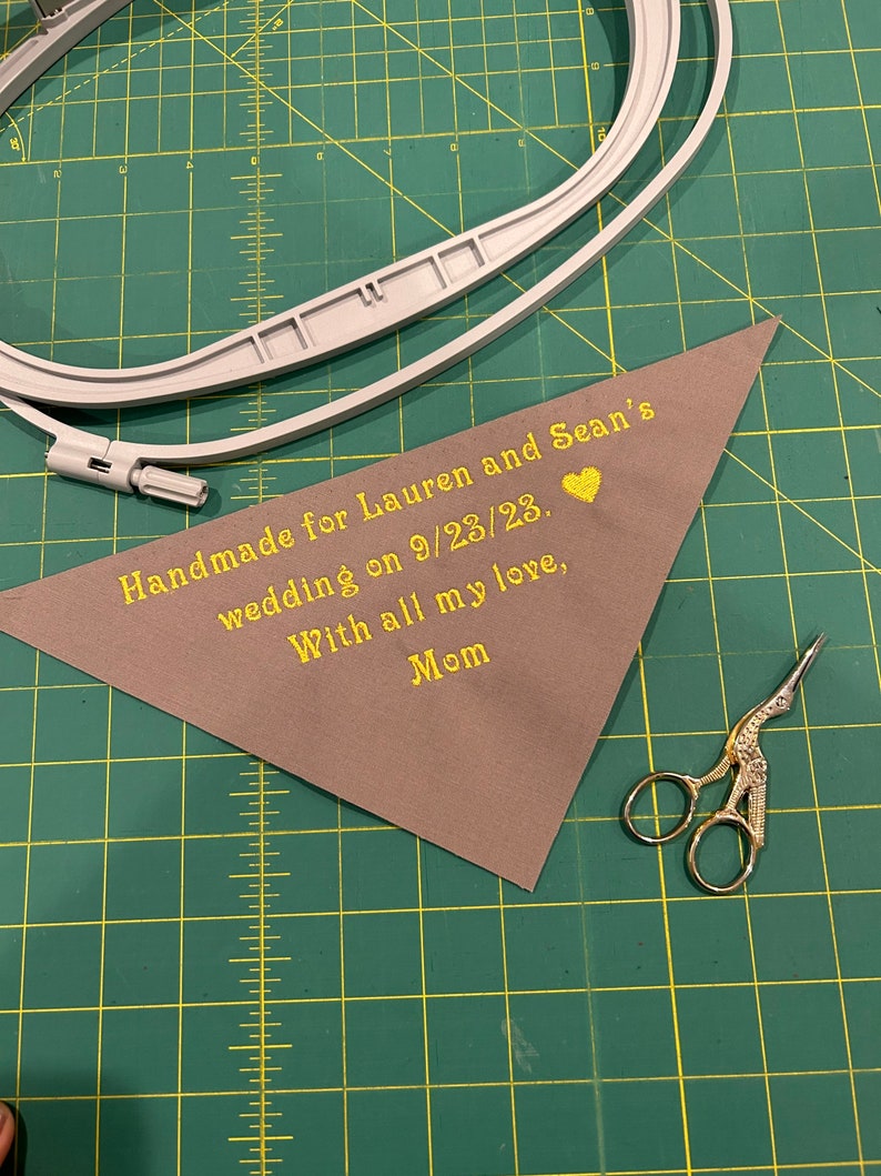 Custom Embroidered Quilt Label Triangular Corner Label Fabric ...