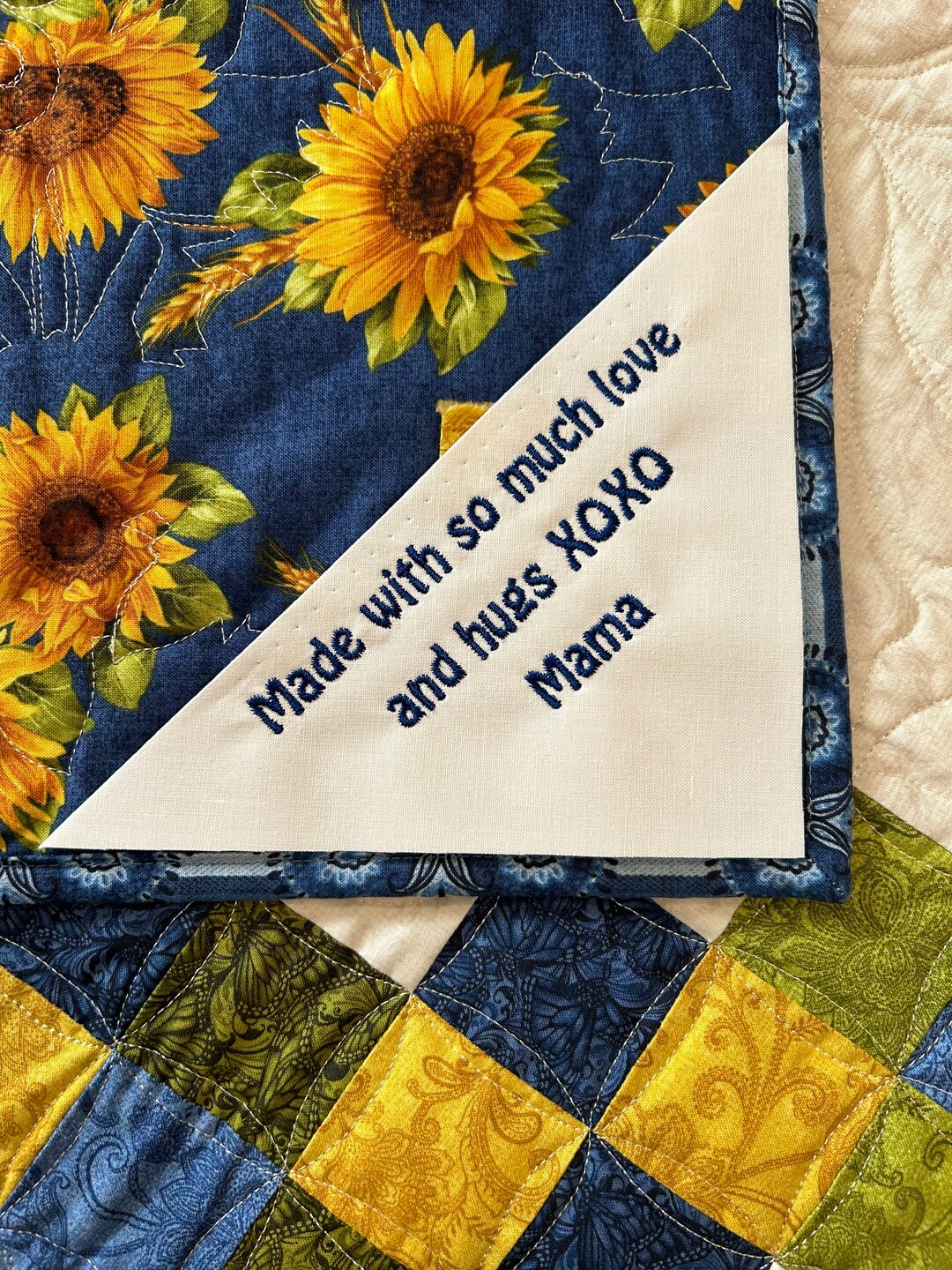 Custom Embroidered Quilt Label Triangular Corner Label Fabric ...