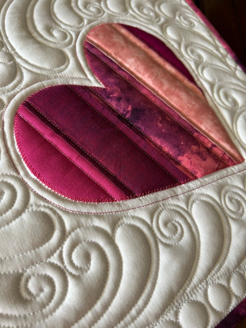 Quilted Hearts Table Topper Small Heart Quilt Valentines Decor - Etsy