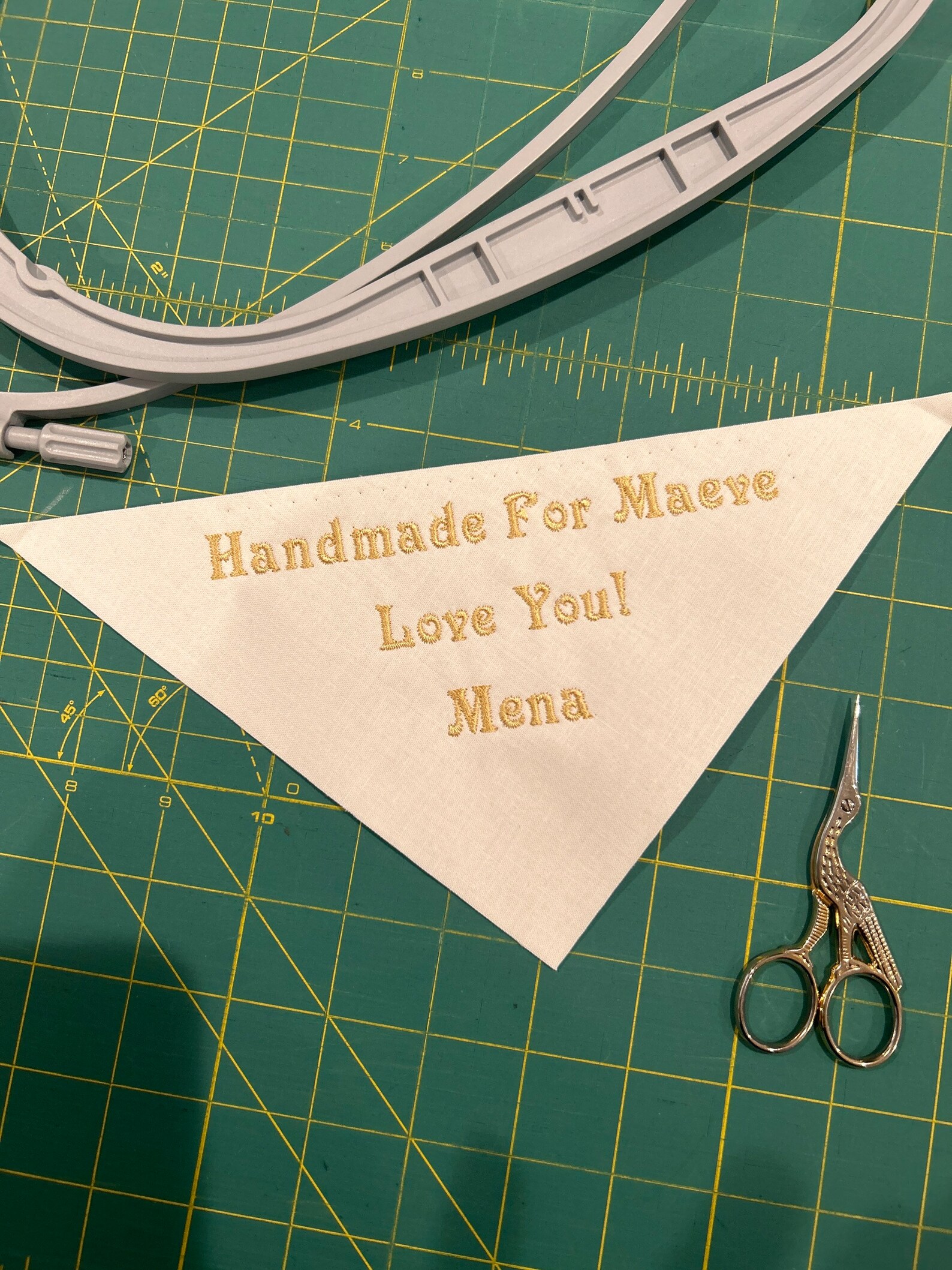 Custom Embroidered Quilt Label Triangular Corner Label Fabric ...