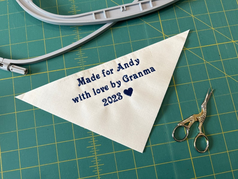 Custom Embroidered Quilt Label Triangular Corner Label Fabric ...