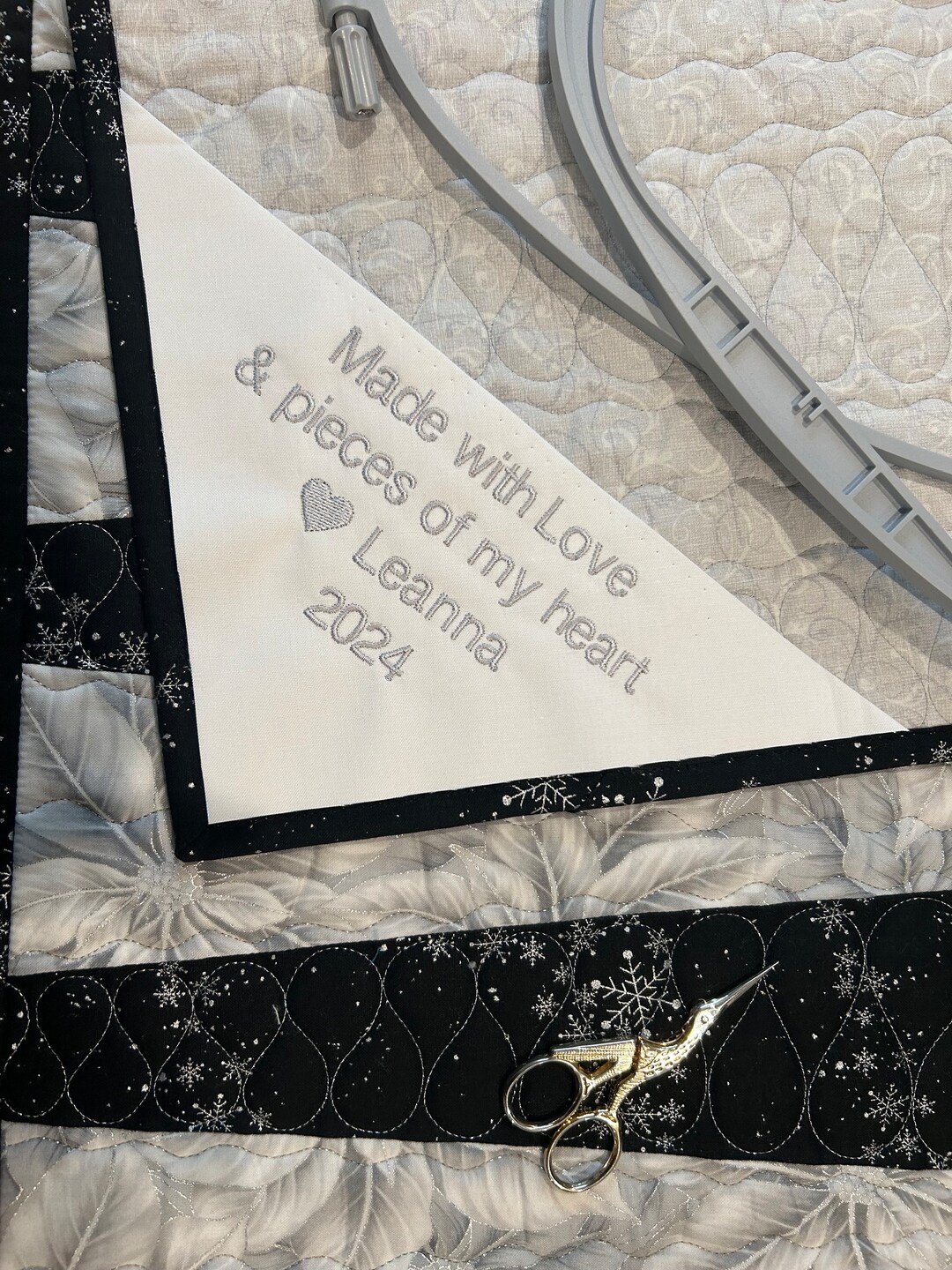 Custom Embroidered Quilt Label Triangular Corner Label Fabric ...