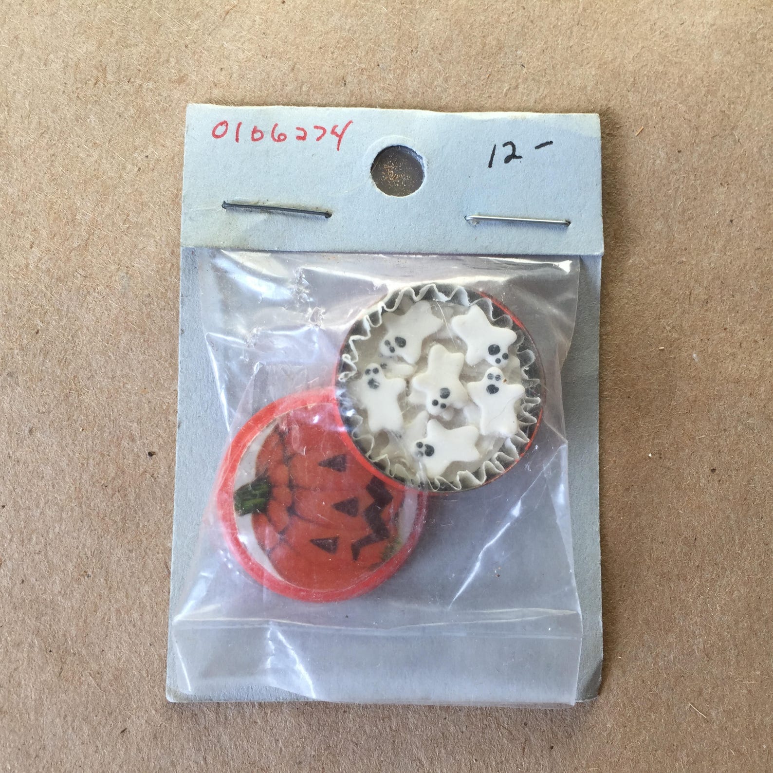 Miniature Halloween Ghost Pie in Pumpkin Pan - Etsy