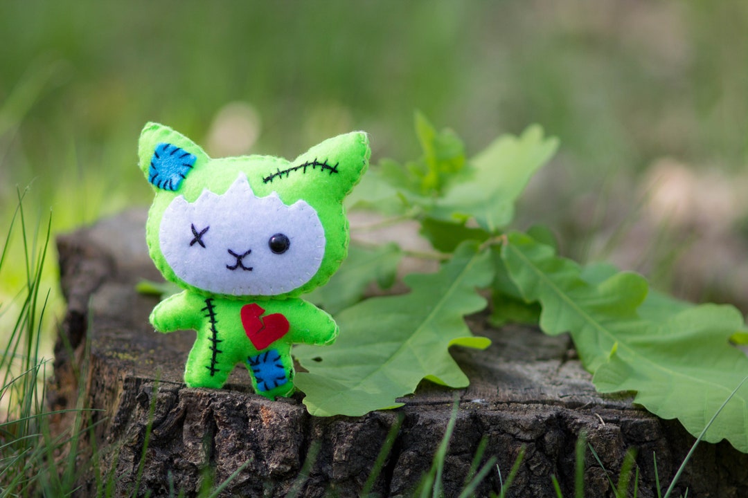 Zombie Cat, Little Zombie Cat, Felt Doll Cat, Halloween Decoration ...