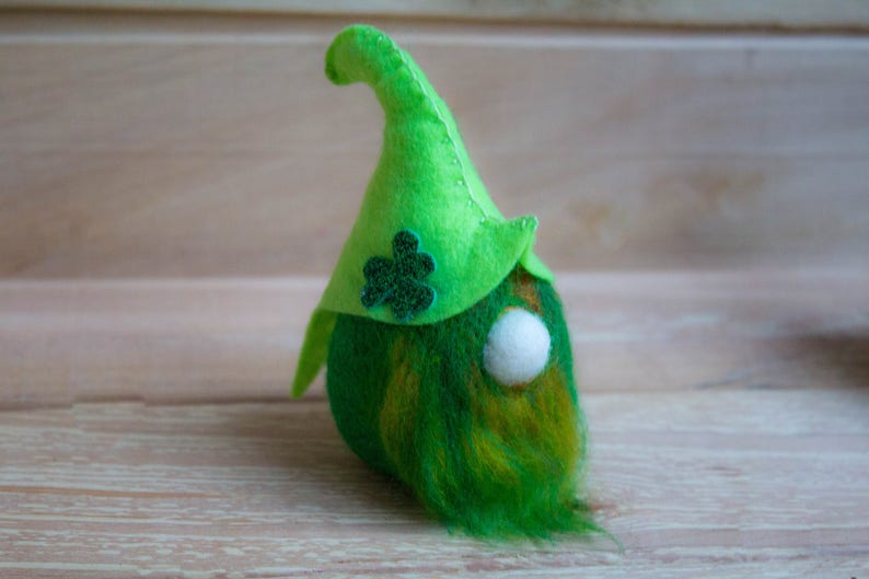 St Patrick Day Gnome / Irish Decoration/ Irish Gnome / Good - Etsy