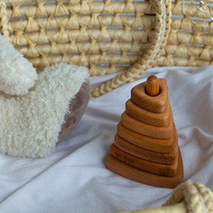 Wooden Ring Stacker Wooden Ring Pyramid Tower, First Toys for Baby ...