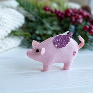 Christmas Pig Ornament, Felted Piglet on a Christmas Tree, Pink Pig ...