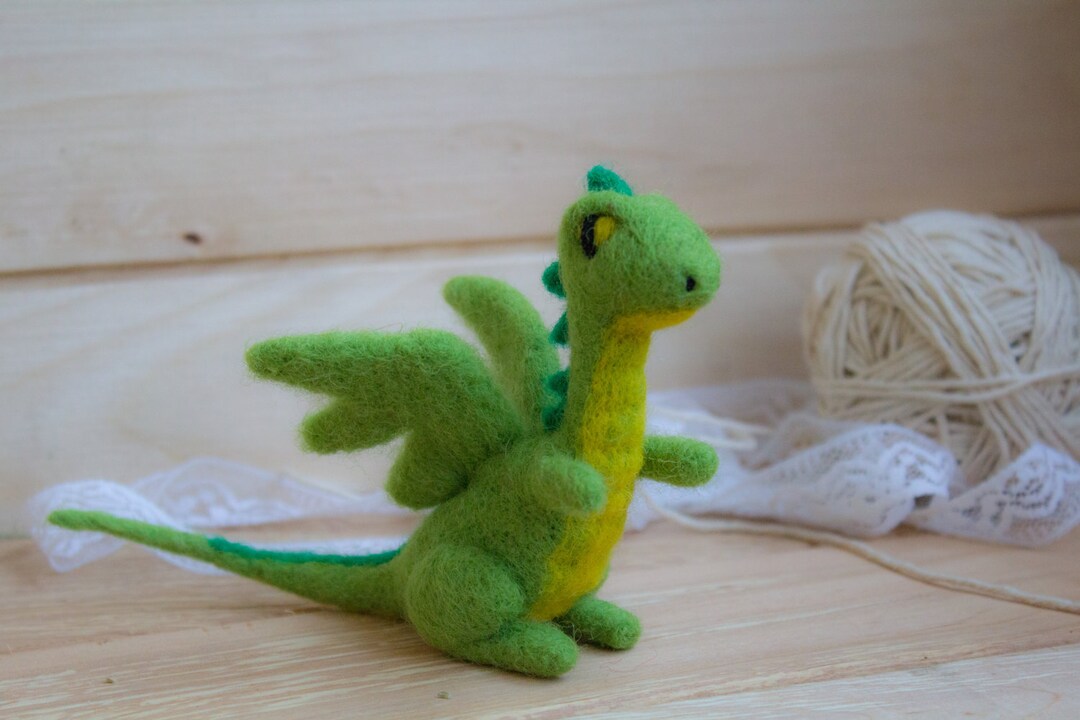 SALE Dragon Tiny Felted Green Dragon, Soft Sculpture, Miniature Dragon ...