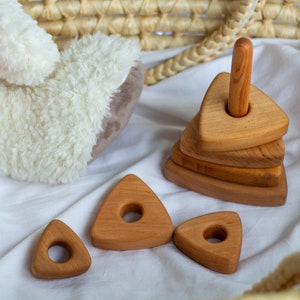 Wooden Ring Stacker Wooden Ring Pyramid Tower, First Toys for Baby ...