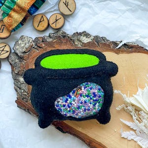 Halloween Witch's Cauldron Pattern PDF Pattern Easy Pattern Witch's ...